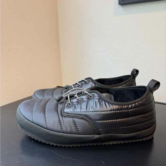 Holden | Shoes | Holden Primaloft Puffy Slipper Shoe Squaw Valley ...